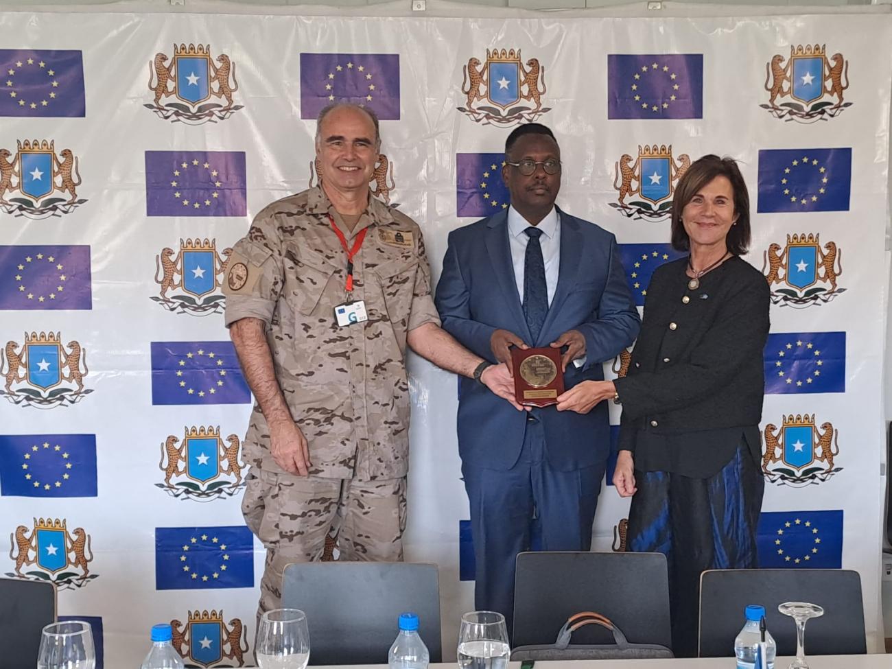 EUNAVFOR Operation Commander visit to Somalia | EUNAVFOR